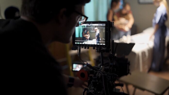 How to Become a Cameraman - 2024 Complete Guide