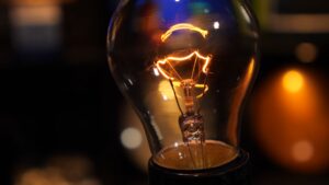 What’s the Difference Between 110V and 220V? - Power and Voltage