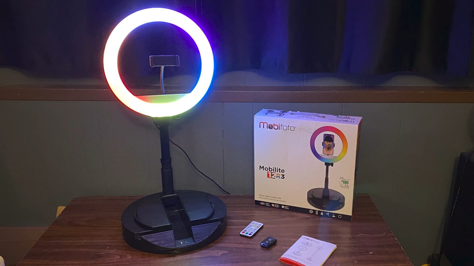 How to Fix a Ring Light That Won’t Turn On - DIY Solutions - Midland ...