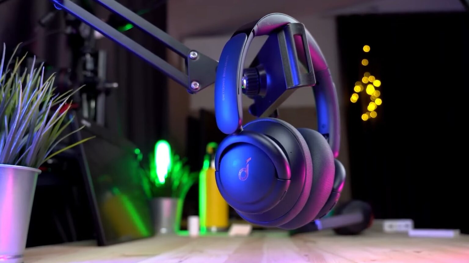 How to Turn Off Flashing Light on Bluetooth Headphones
